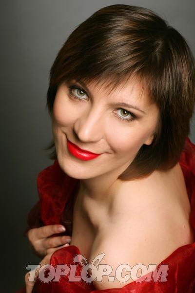 Pretty miss Yulia, 49 yrs.old from Kiev, Ukraine: I am lady who wants ...