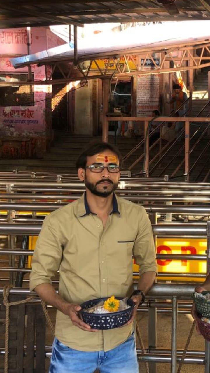 T6XK7X9EP0u1CutH: Jaikant Bharti that's my name. I am from ...